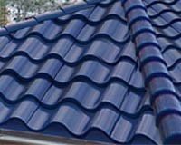 >> Solceller formet som taksteiner